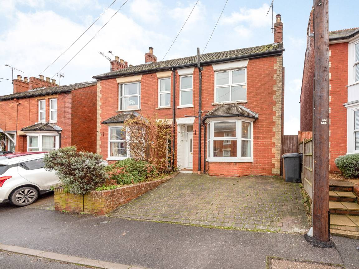 Cottage ∙ 3 Bedrooms ∙ 5 Guests - Andover