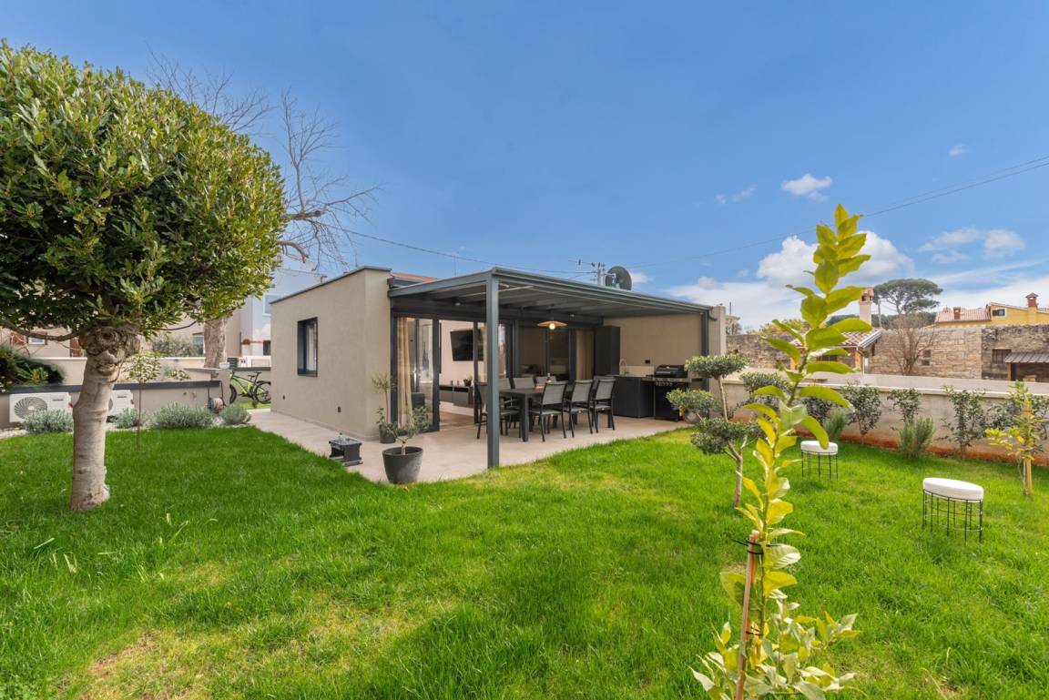32 M² Ferienhaus ∙ 1 Schlafzimmer ∙ 2 Gäste - Poreč