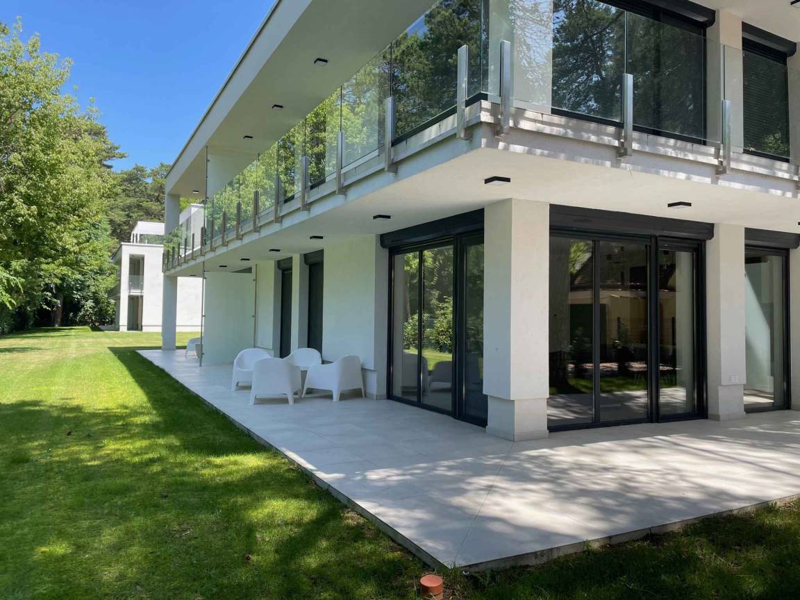 80 M² Ferienwohnung ∙ 2 Schlafzimmer ∙ 6 Gäste - Balatonfenyves