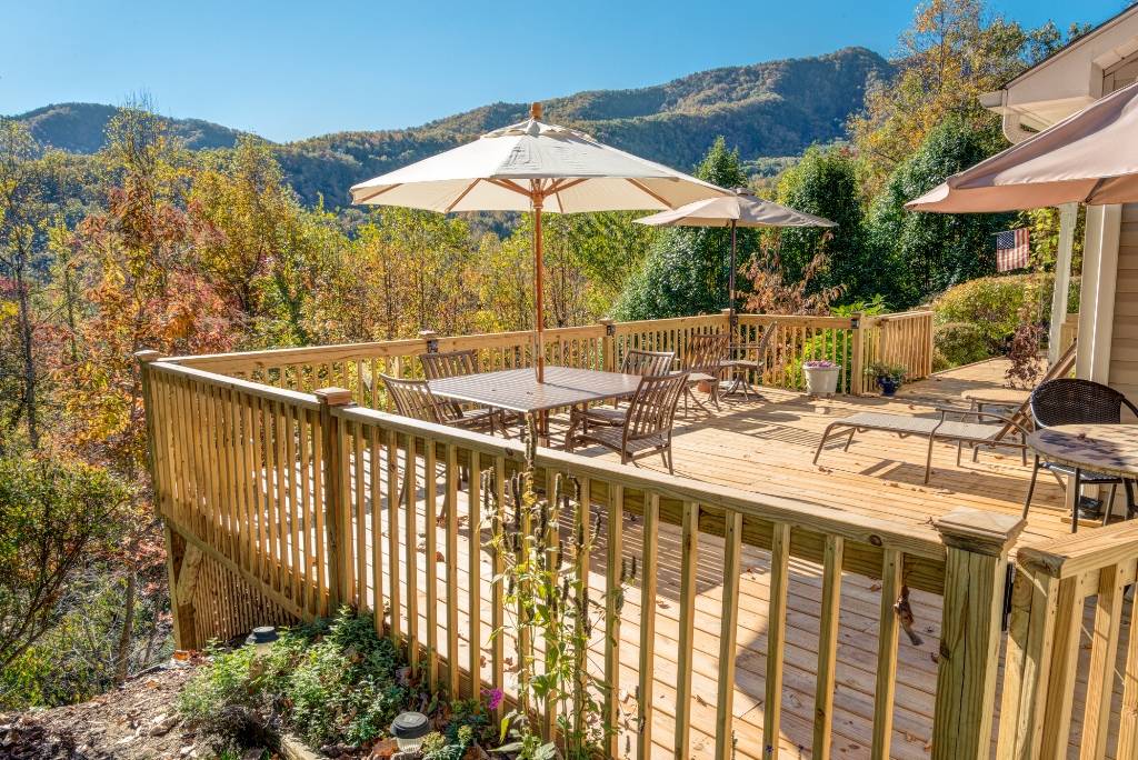112 M² House ∙ 2 Bedrooms ∙ 4 Guests - Black Mountain, NC