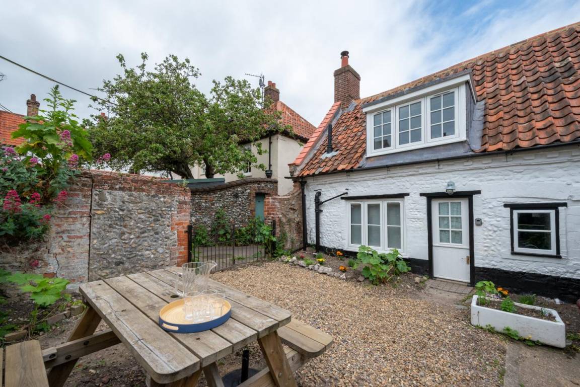 Landhaus ∙ 2 Schlafzimmer ∙ 4 Gäste - Burnham Market