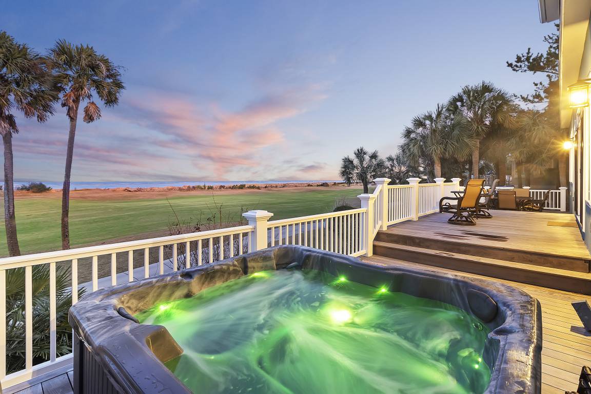 505 M² House ∙ 6 Bedrooms ∙ 12 Guests - Isle of Palms, SC