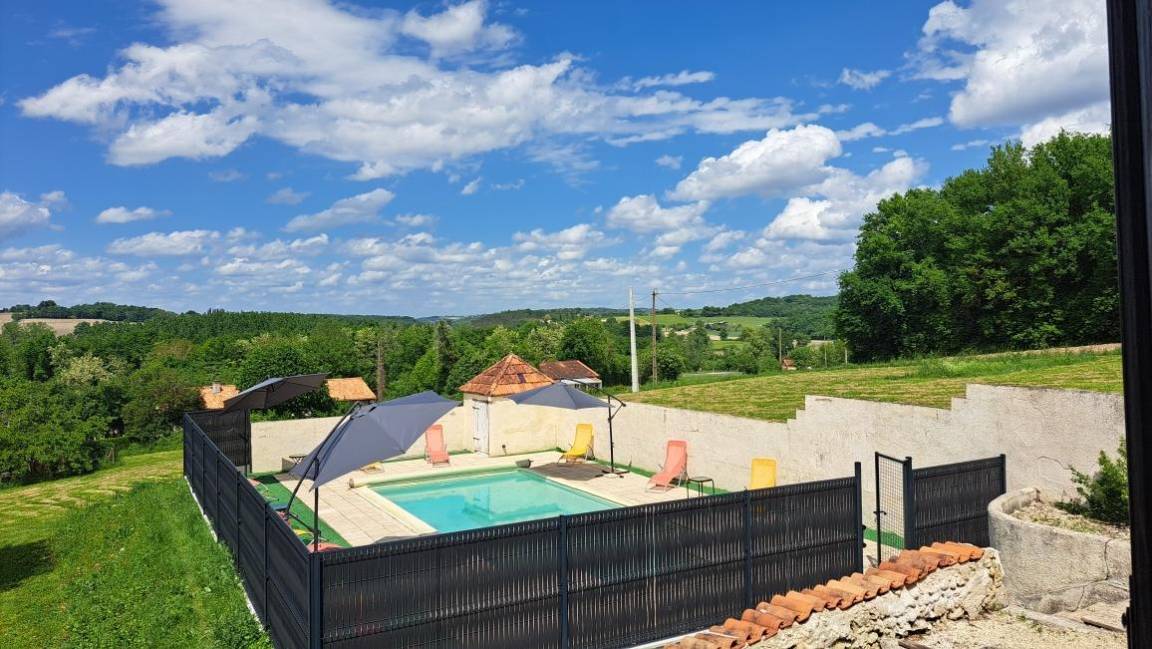 83 M² Gîte ∙ 2 Chambres ∙ 5 Personnes - Ribérac
