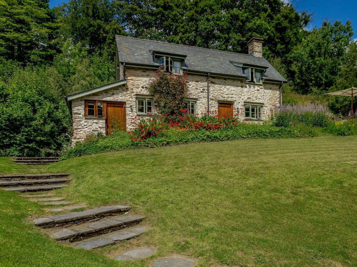 Cottage ∙ 3 Bedrooms ∙ 6 Guests - Minehead