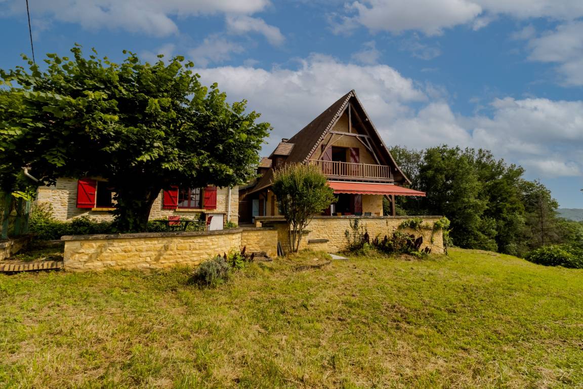 100 M² Maison De Vacances ∙ 3 Chambres ∙ 6 Personnes - Montignac