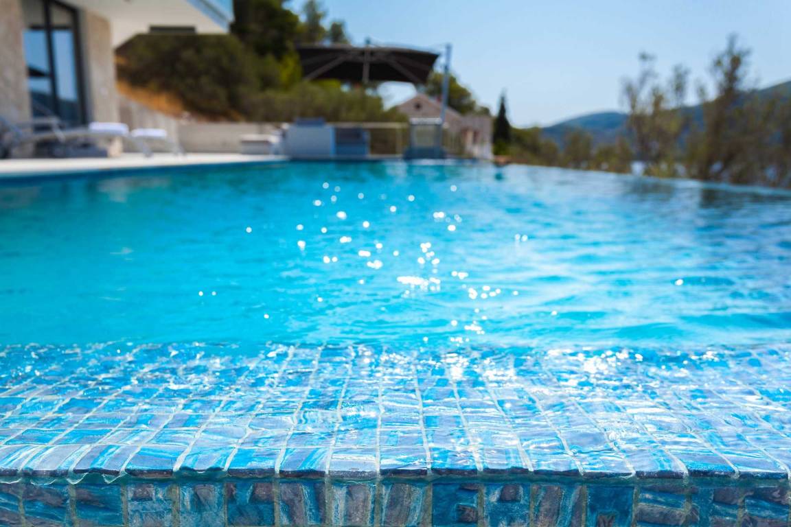 385 M² Villa ∙ 6 Schlafzimmer ∙ 12 Gäste - Vela Luka