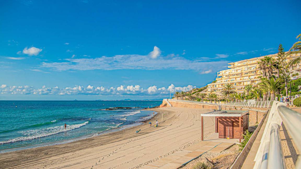 90 M² Huis ∙ 2 Slaapkamers ∙ 4 Gasten - Playa Flamenca