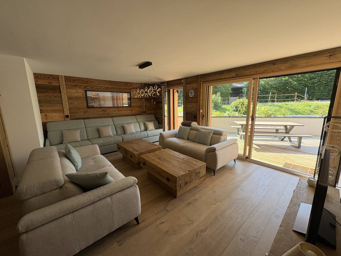 90 M² Huoneisto ∙ 3 Makuuhuonetta ∙ 6 Vierasta - Morillon