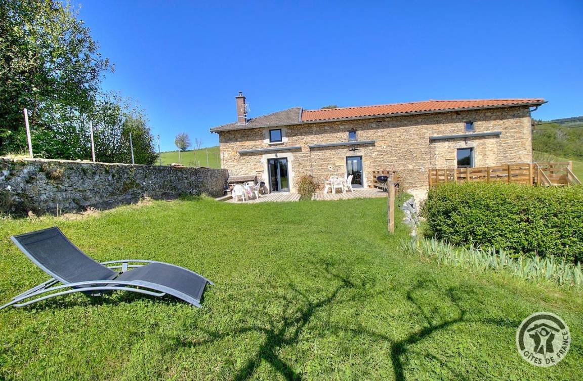 130 M² Gîte ∙ 4 Chambres ∙ 10 Personnes - Craponne