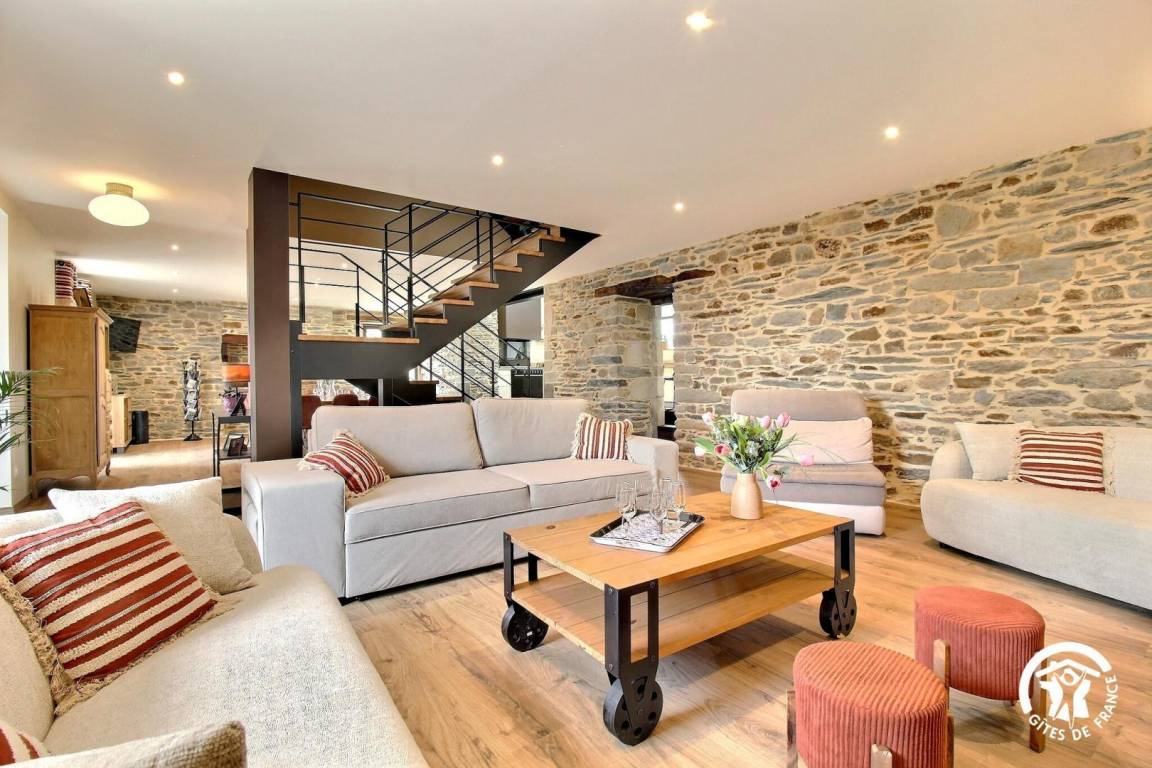 260 M² Gîte ∙ 6 Chambres ∙ 14 Personnes - La Gacilly