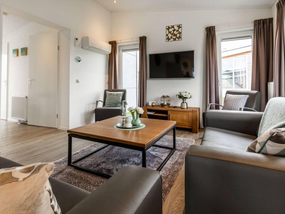 75 M² Huis ∙ 1 Slaapkamer ∙ 6 Gasten - Maastricht
