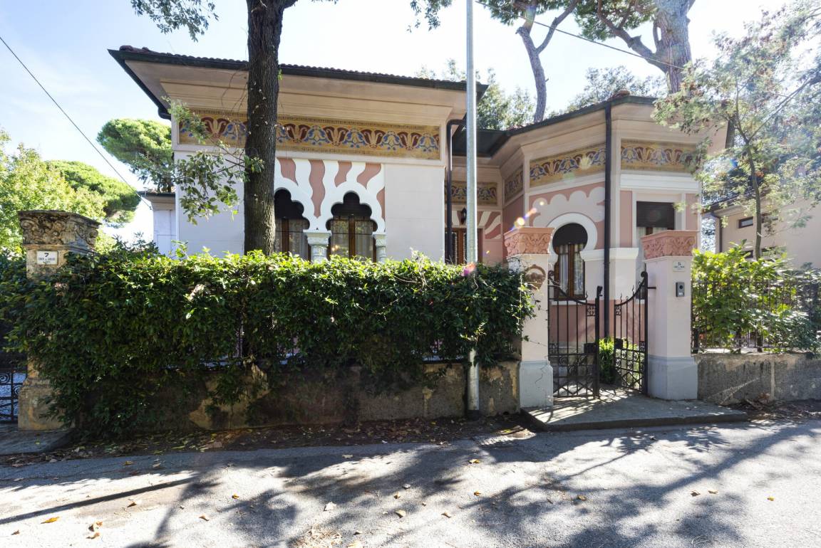 160 M² Villa ∙ 4 Schlafzimmer ∙ 8 Gäste - Viareggio