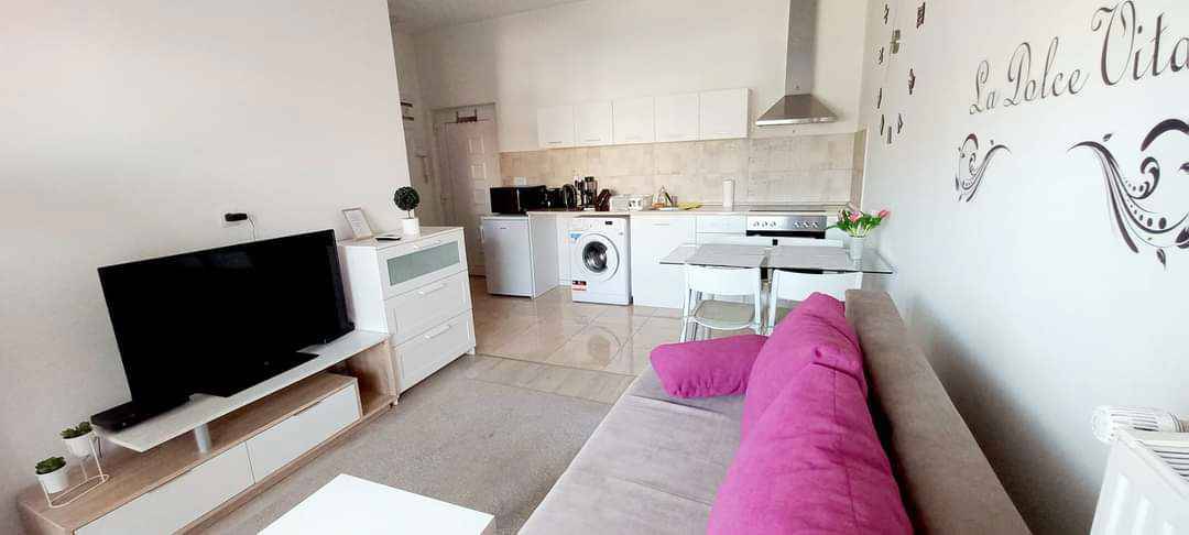 32 M² Apartment ∙ 1 Bedroom ∙ 4 Guests - Siófok
