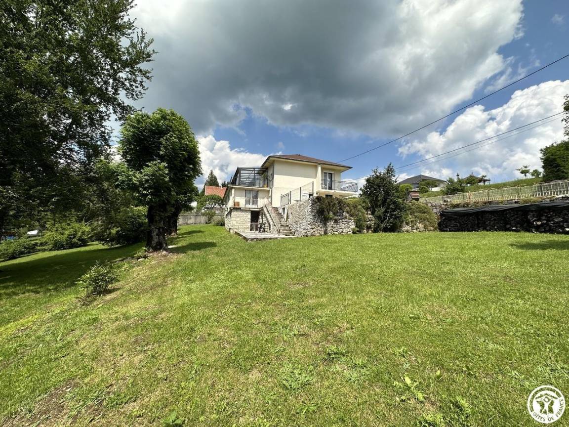 113 M² Gîte ∙ 3 Chambres ∙ 6 Personnes - Hauteville-Lompnes