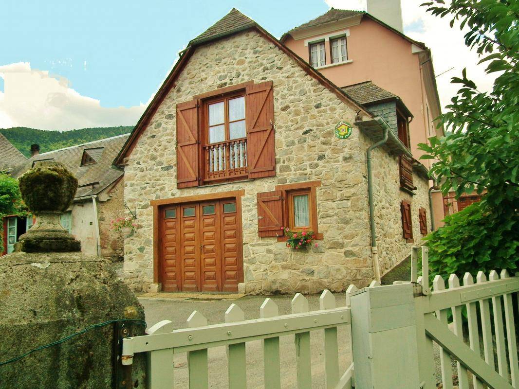 75 M² Gîte ∙ 2 Chambres ∙ 4 Personnes - Argelès-Gazost