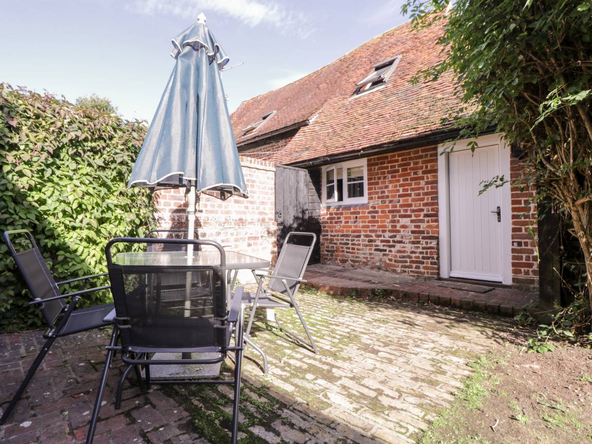 Cottage ∙ 2 Bedrooms ∙ 5 Guests - Herne Bay