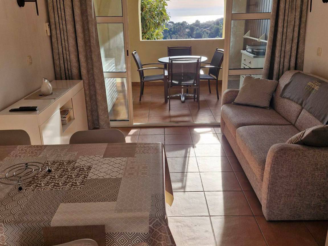 28 M² Appartement ∙ 1 Chambre ∙ 4 Personnes - Saint-Raphaël