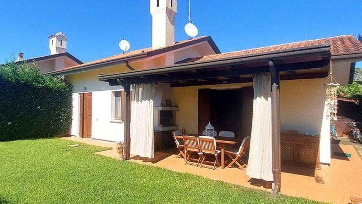 Apartment ∙ 2 Bedrooms ∙ 5 Guests - Rosolina Mare