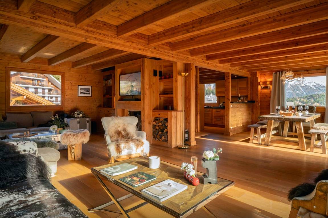 220 M² Chalet ∙ 4 Bedrooms ∙ 10 Guests - Auron