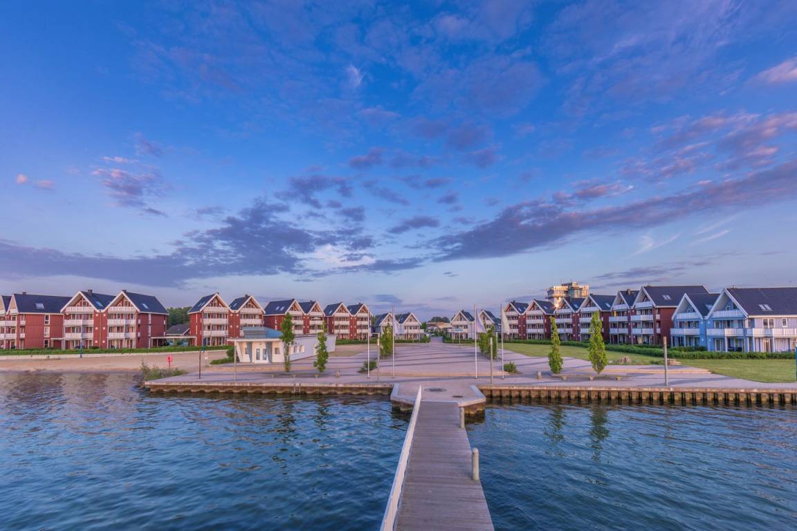 64 M² Ferienwohnung ∙ 1 Schlafzimmer ∙ 2 Gäste - Müritz