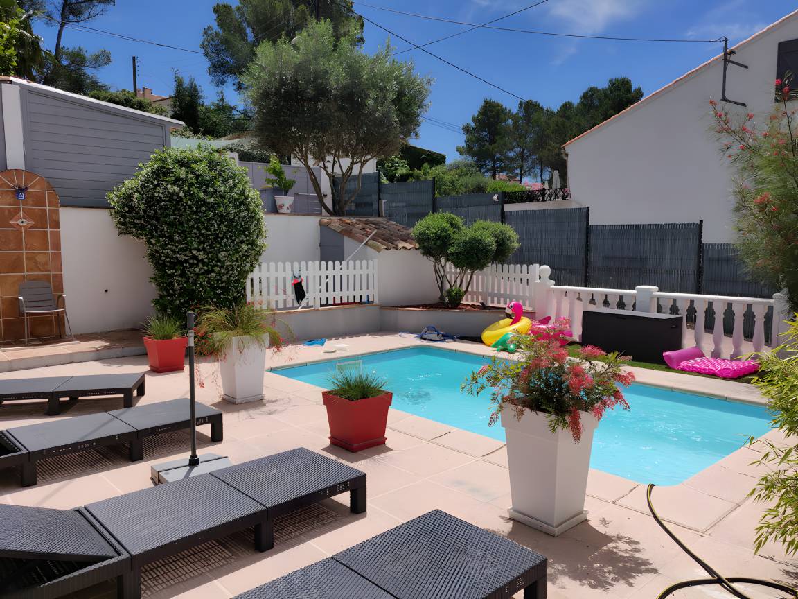 16 M² Chambre D'hôtes ∙ 1 Chambre ∙ 2 Personnes - Saint-Raphaël