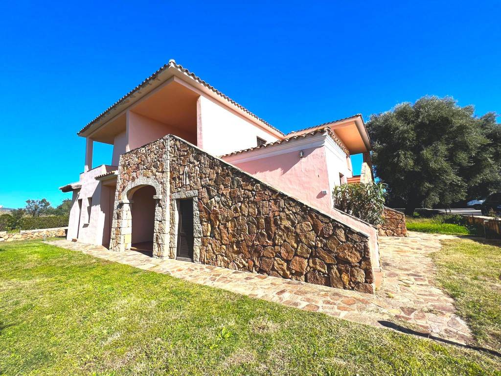 70 M² Apartamento ∙ 2 Habitaciones ∙ 4 Huéspedes - San Teodoro