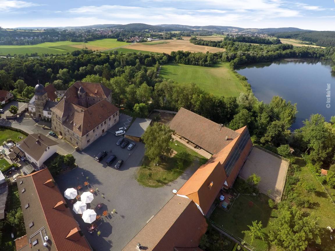 35 M² Ferienwohnung ∙ 1 Schlafzimmer ∙ 2 Gäste - Kronach