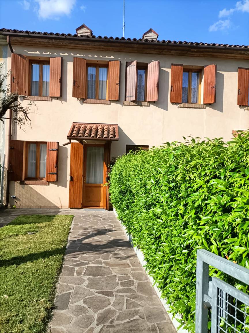 70 M² House ∙ 1 Bedroom ∙ 4 Guests - Treviso