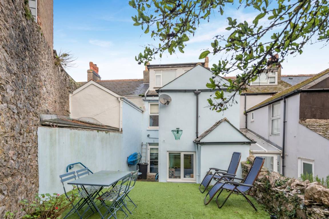 Cottage ∙ 4 Bedrooms ∙ 7 Guests - England