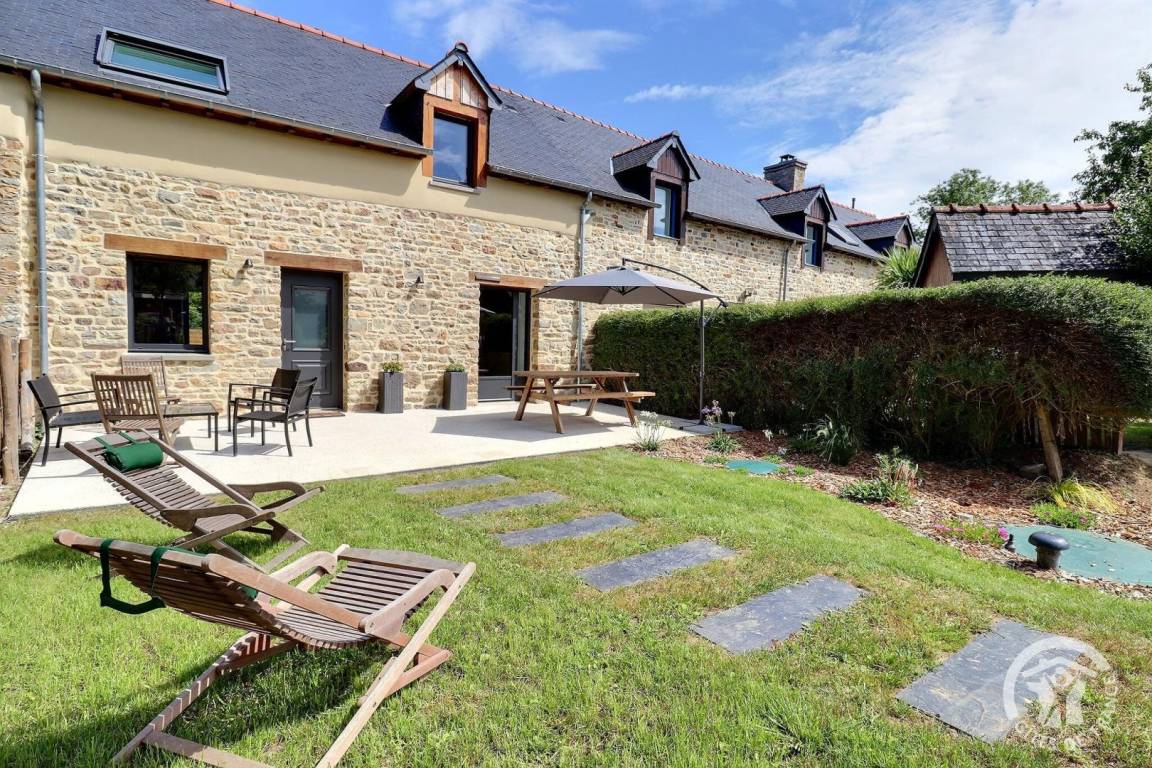 82 M² Gîte ∙ 3 Chambres ∙ 6 Personnes - Saint-Aubin-du-Cormier