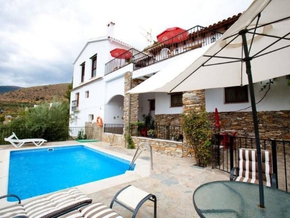 75 M² Casa ∙ 2 Habitaciones ∙ 4 Huéspedes - Macael