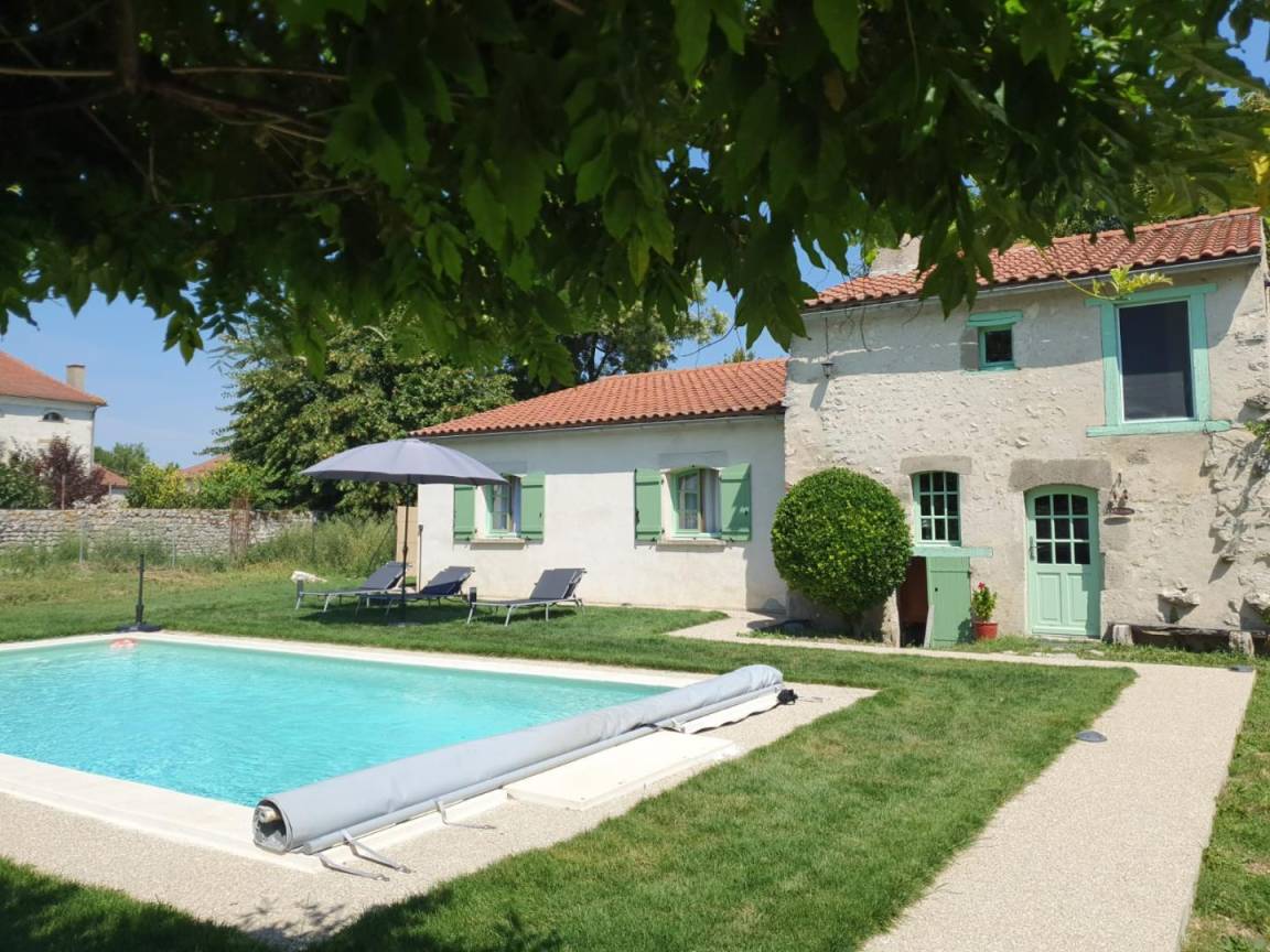 86 M² Gîte ∙ 3 Schlafzimmer ∙ 6 Gäste - Allier