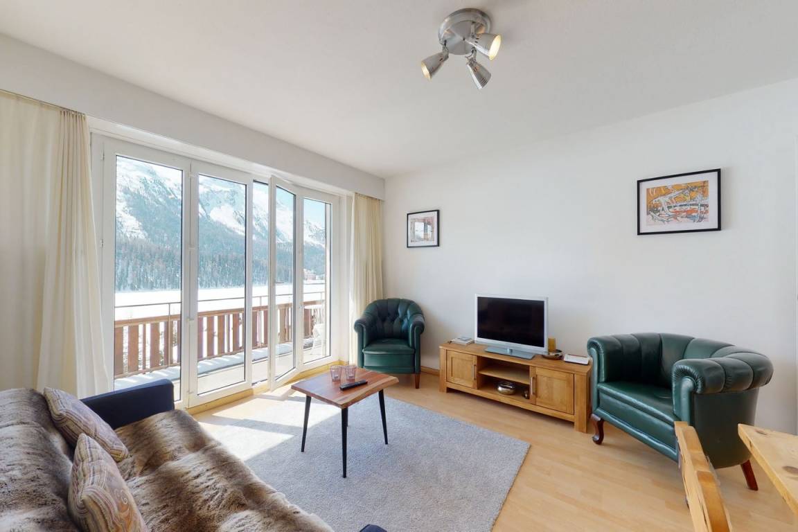 65 M² Ferienwohnung ∙ 2 Schlafzimmer ∙ 4 Gäste - Silvaplana