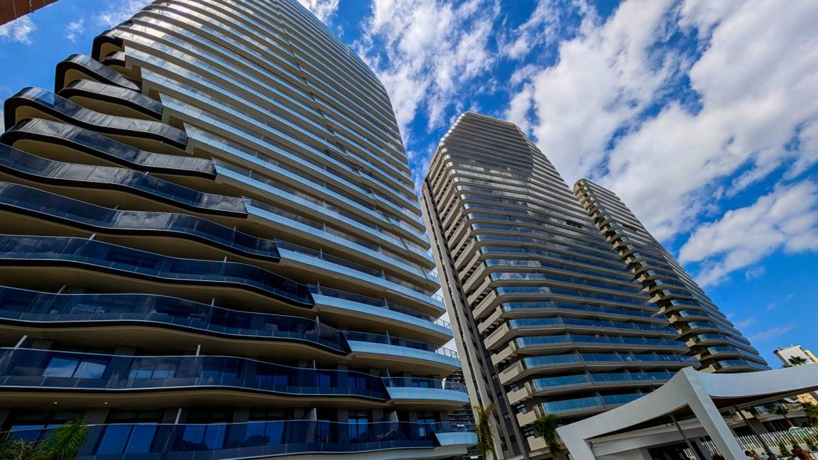 79 M² Apartamento ∙ 2 Habitaciones ∙ 6 Huéspedes - Benidorm