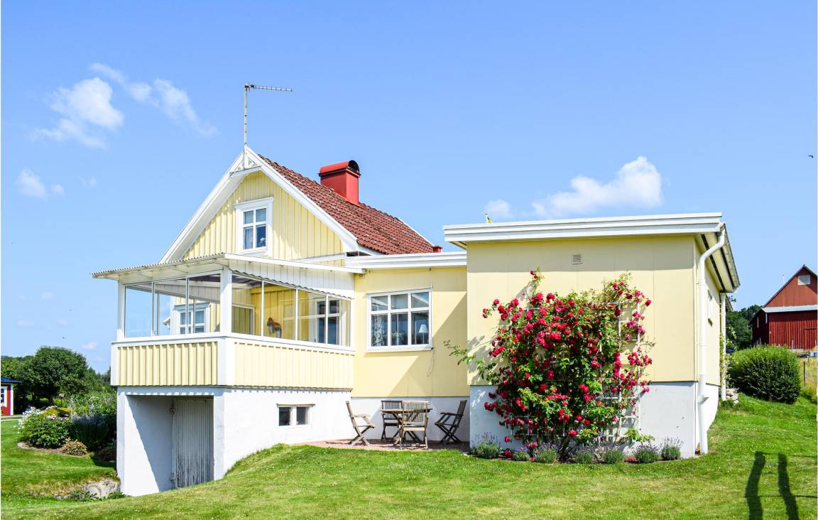 90 M² Hus ∙ 2 Sovrum ∙ 6 Gäster - Smålandsstenar