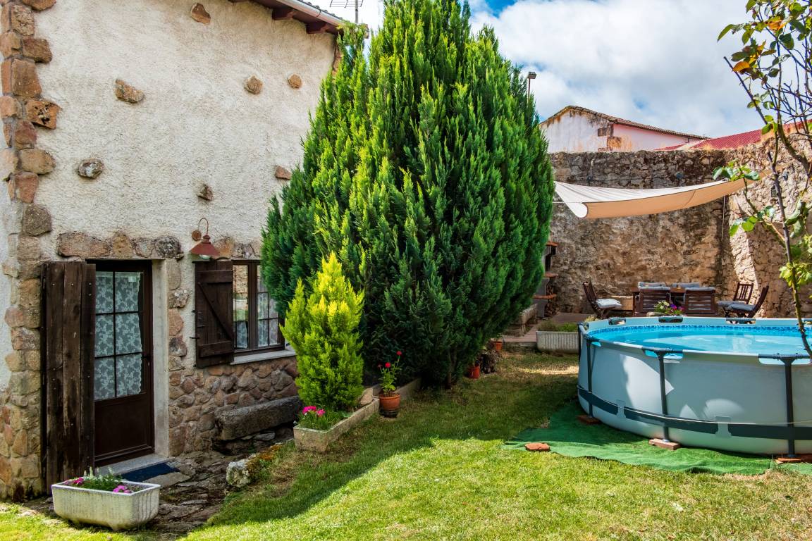 120 M² Maison De Vacances ∙ 3 Chambres ∙ 8 Personnes - Guijuelo
