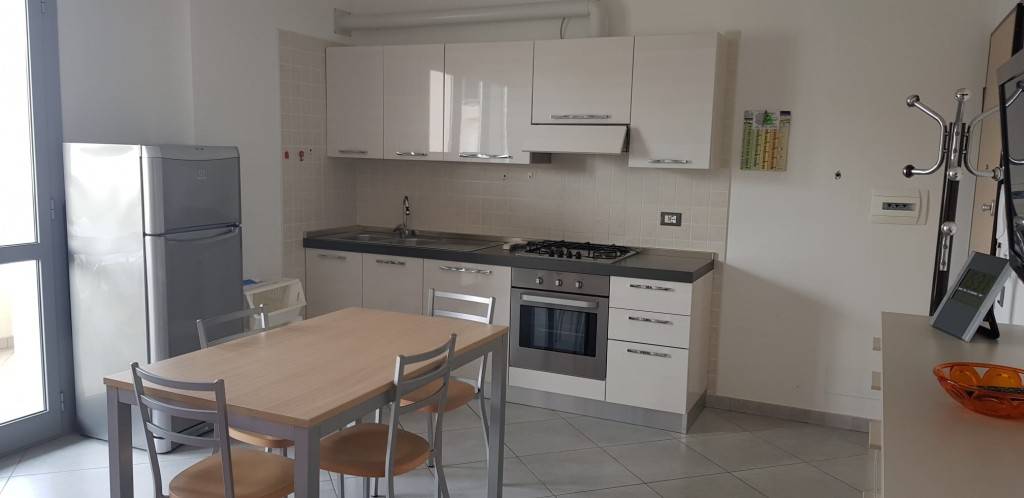 70 M² Appartamento Vacanza ∙ 2 Camere Da Letto ∙ 6 Ospiti - Alba Adriatica