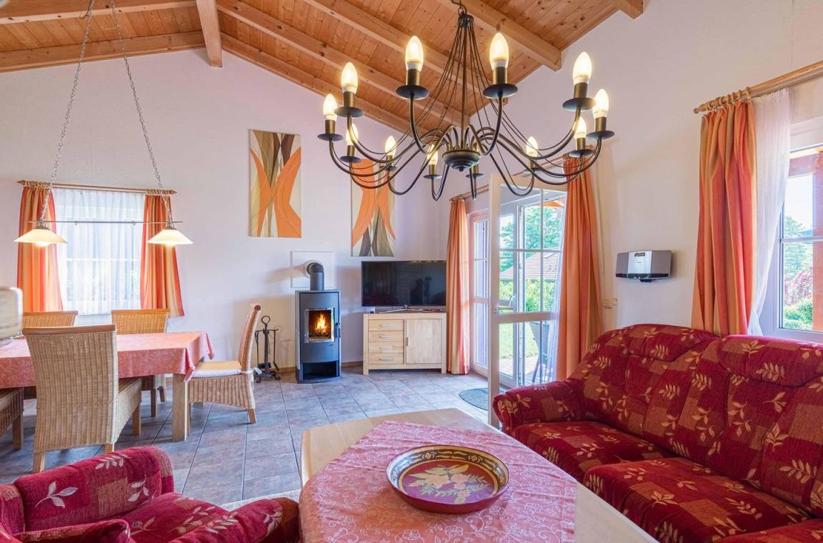 95 M² Ferienhaus ∙ 3 Schlafzimmer ∙ 7 Gäste - Jabel