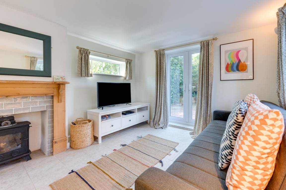 House ∙ 2 Bedrooms ∙ 4 Guests - Saxmundham