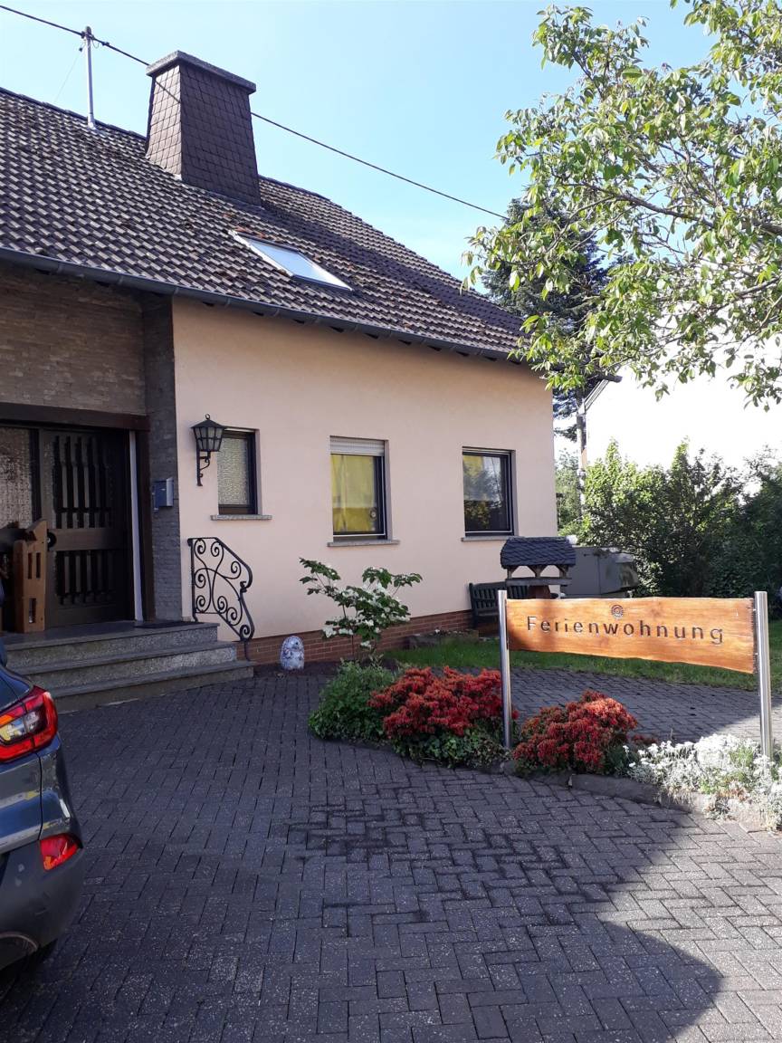 110 M² Ferienwohnung ∙ 3 Schlafzimmer ∙ 6 Gäste - Daun