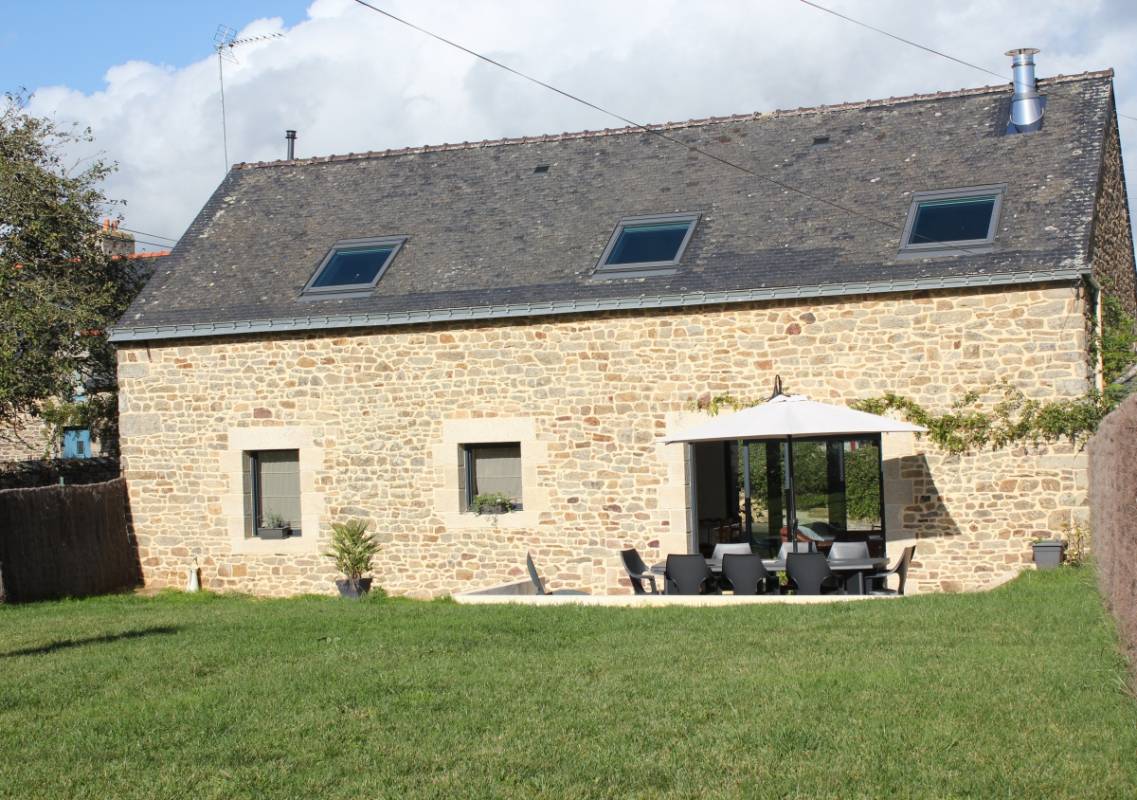 110 M² Gîte ∙ 4 Chambres ∙ 8 Personnes - Lorient