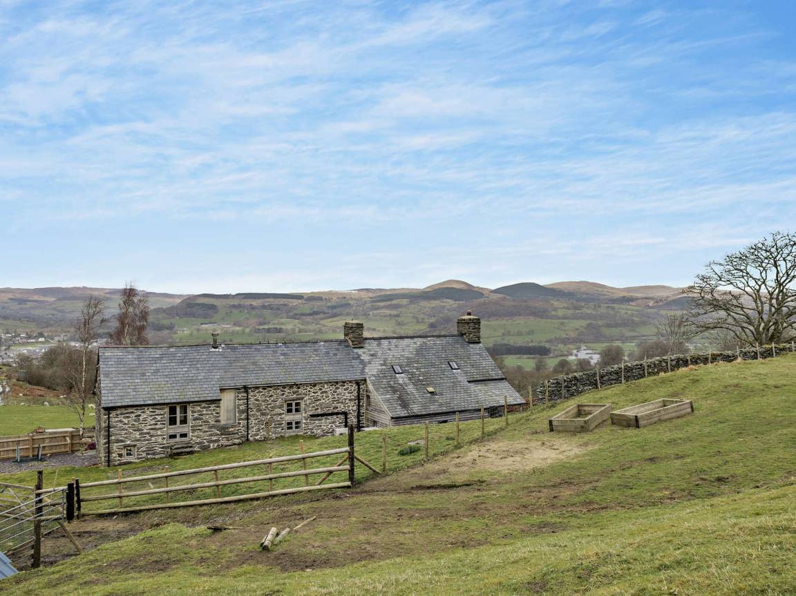 Cottage ∙ 3 Bedrooms ∙ 6 Guests - Bala