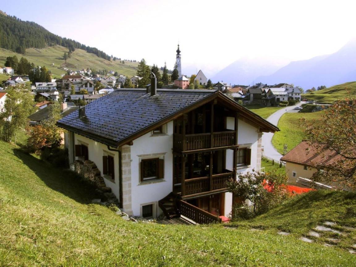 120 M² Ferienwohnung ∙ 3 Schlafzimmer ∙ 8 Gäste - Tarasp