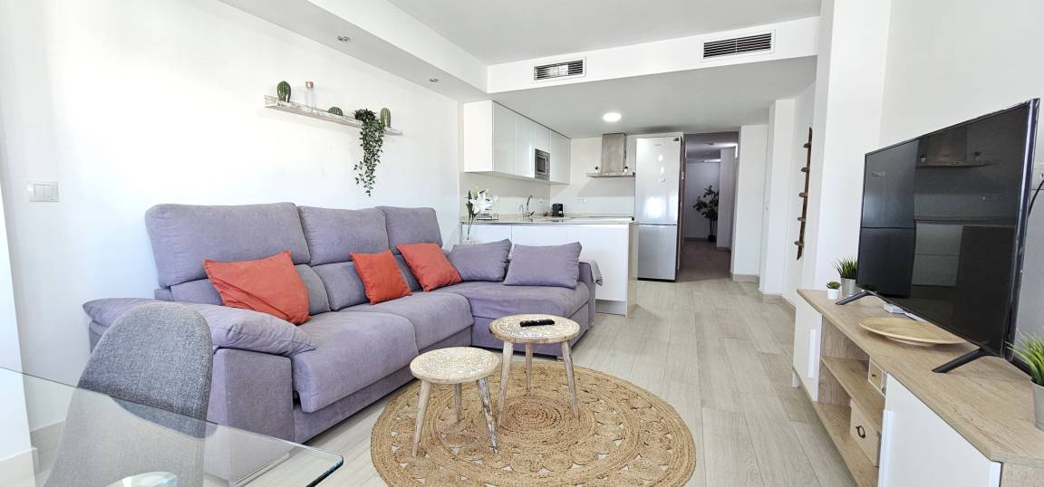 70 M² Apartamento ∙ 2 Habitaciones ∙ 5 Huéspedes - Almería