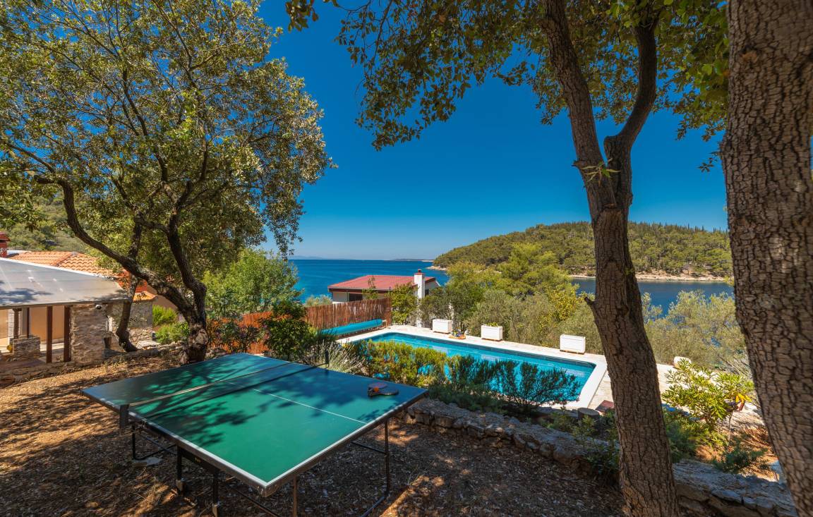 70 M² Ferienhaus ∙ 2 Schlafzimmer ∙ 4 Gäste - Vela Luka