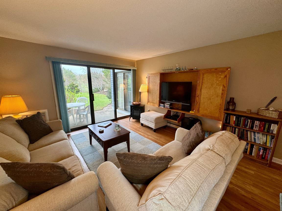 87 M² Condo ∙ 2 Bedrooms ∙ 4 Guests - Cape Cod Rail Trail, Brewster