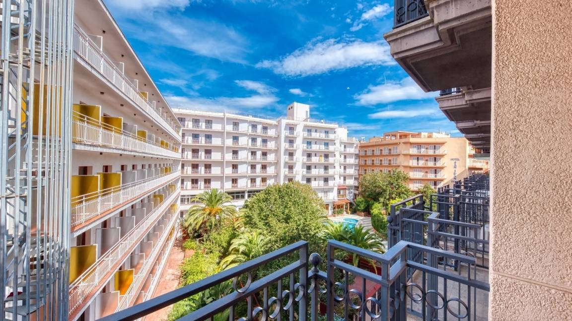 64 M² Apartment ∙ 1 Bedroom ∙ 4 Guests - Lloret de Mar