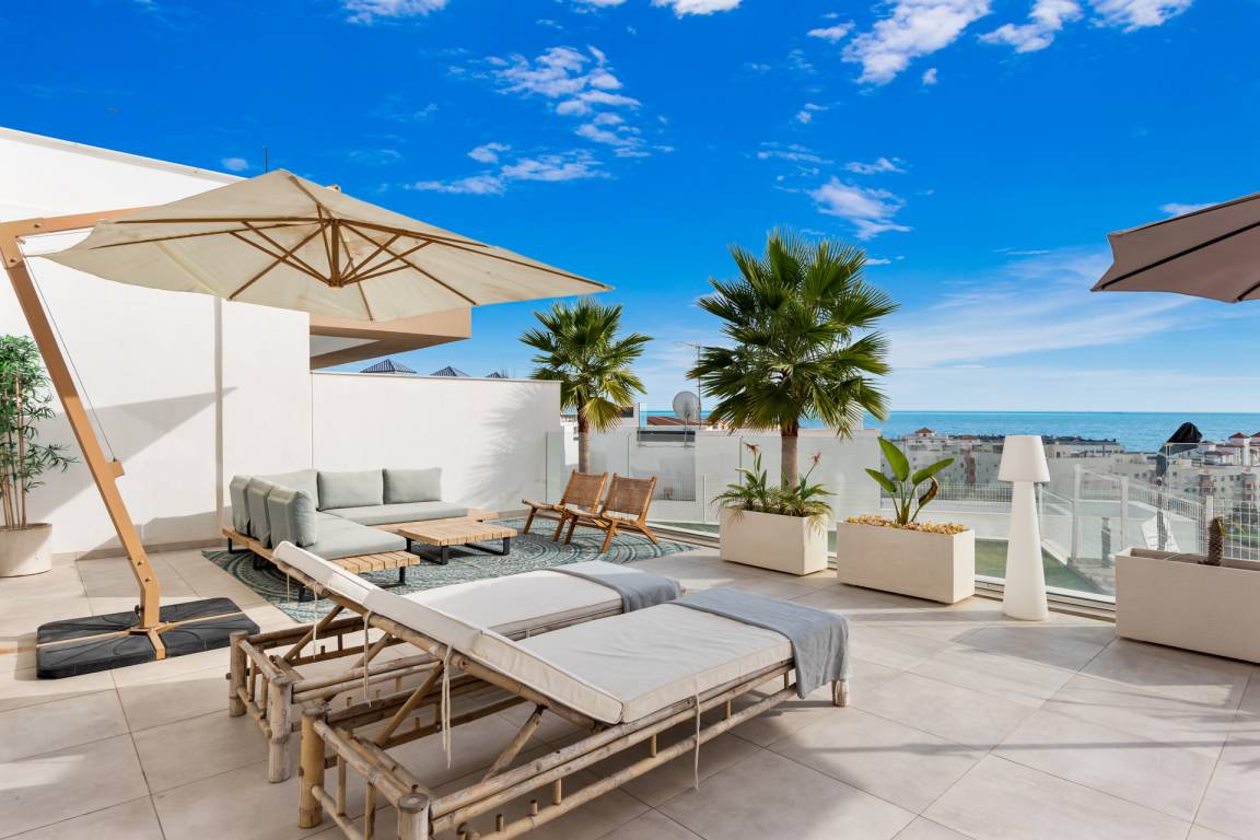 100 M² Apartment ∙ 3 Bedrooms ∙ 6 Guests - Estepona