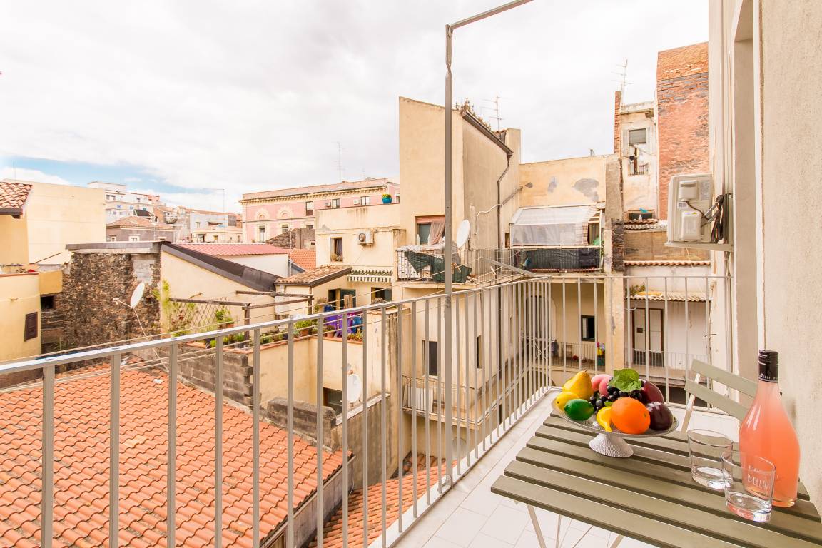120 M² Apartamento ∙ 3 Habitaciones ∙ 7 Huéspedes - Catania