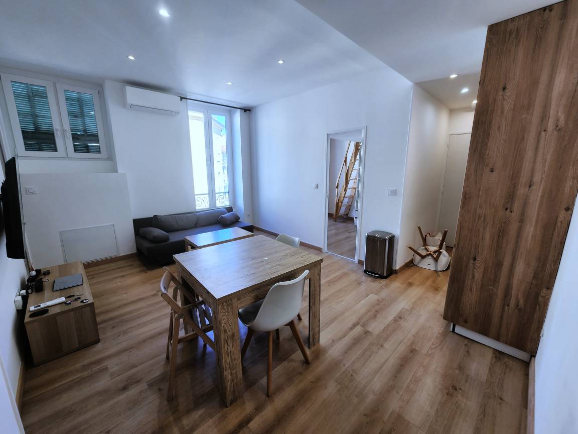 90 M² Appartement ∙ 4 Chambres ∙ 10 Personnes - Villefranche-sur-Mer